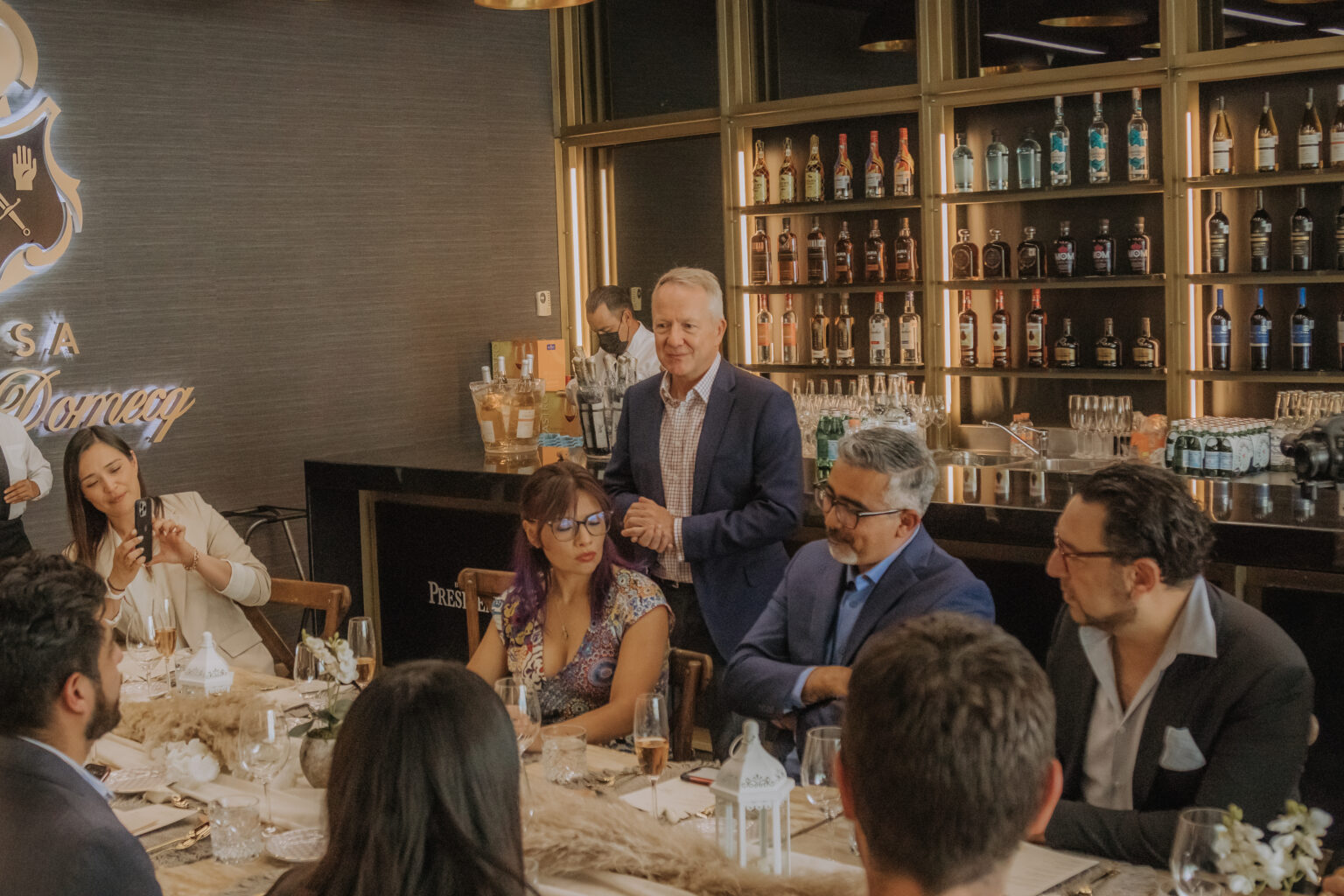 Vasija Blanco, un vino que celebra la maestría e innovación en Bodegas ...