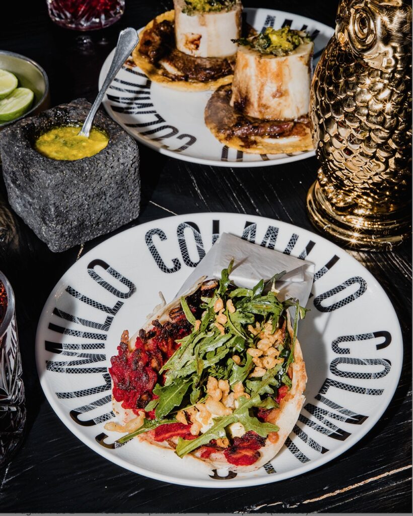 Colmillo Masaryk llegó a México - CoreCulinario